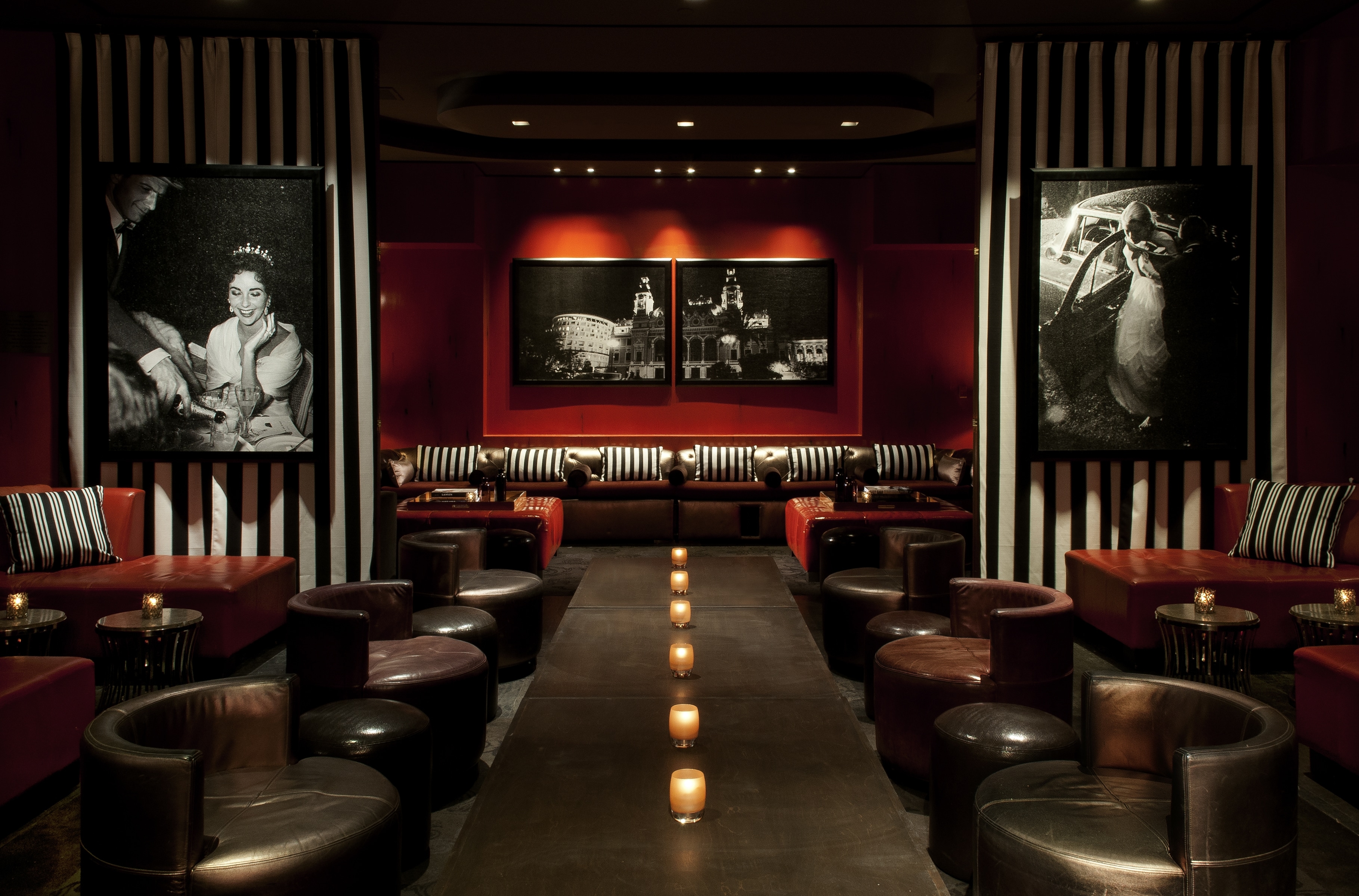 Sofitel Bar, overall view - Travel Squire