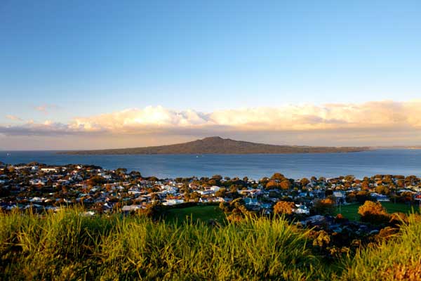 View-of-Rangitoto-from-Mt-Victoria-copyright-Chris-McLennan2 - Travel ...