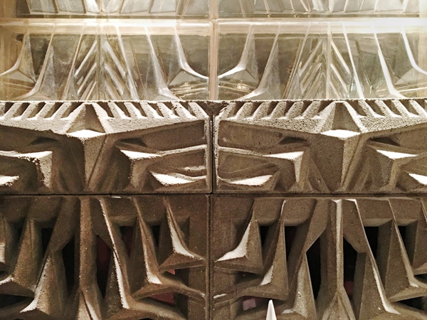 8_Detail-textile-block-with-light©Jen-Fong - Travel Squire